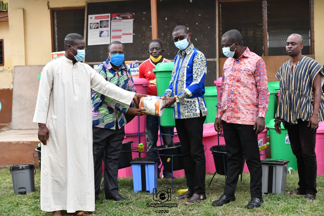 Lower Manya: Govt give veronica buckets, Liquid soap to Churches and ...