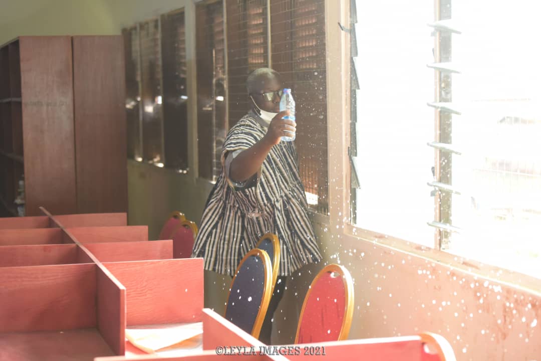 Lower Manya: Akro SHS/Tech rededicate refurbished school library ...