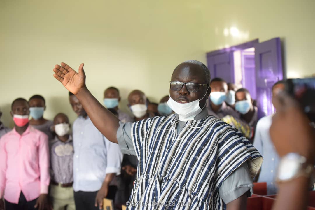 Lower Manya: Akro SHS/Tech rededicate refurbished school library ...